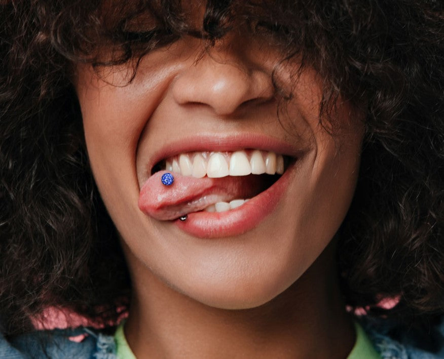 Zungenpiercing – PiercingXXL
